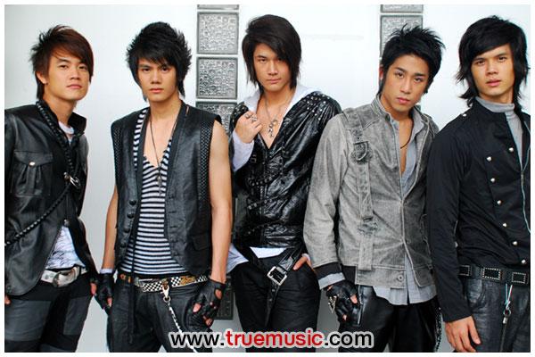 สำหรับคนที่ชอบC.QuiNT~! (ไม่ชอบก้อไม่ต้องเข้ามานะ) | บันเทิง | 566426