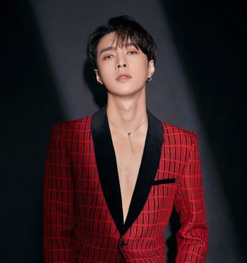 Lay Zhang เก่งครบเครื่อง สร้างสรรค์เพลงใหม่ Jade | ข่าวประชาสัมพันธ์ ...