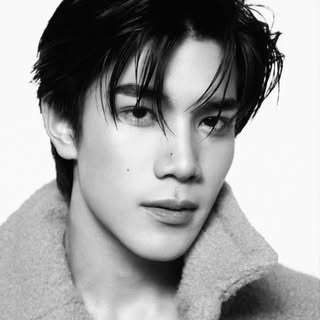 IG โฟร์ท - ณัฐวรรธน์ จิโรชน์ธิกุล (@fourth.ig) - Instagram