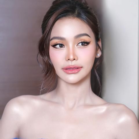 IG อิงฟ้า วราหะ (@fa_engfa8) - Instagram